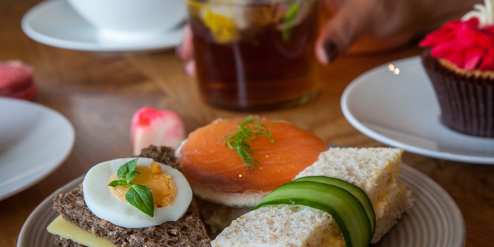 How to Guide: The Twist on a High Tea Party | Daily Addict