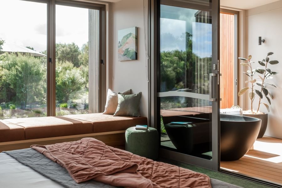 Hotel Review - Eco Lodge at Peninsula Hot Springs. The ultimate ...